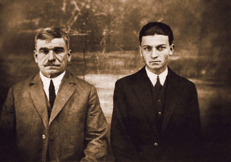 Sufletul "Rugului Aprins" - Părintele BENEDICT GHIUȘ - Formula AS