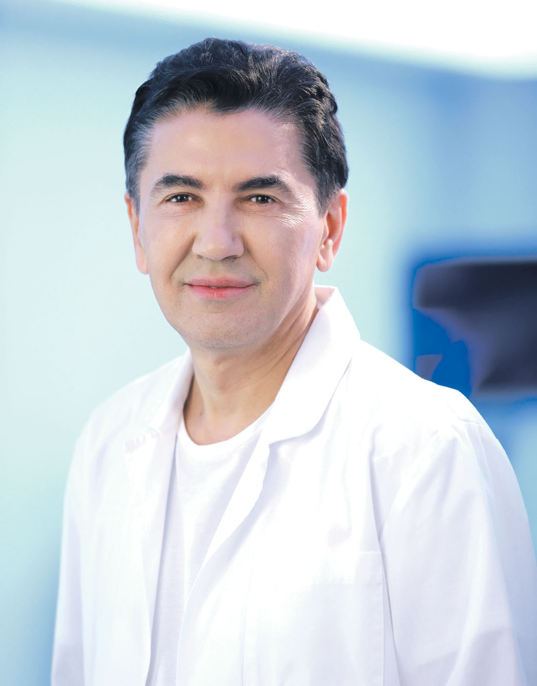 Dr. CONSTANTIN STAN: "În lumea reală, viața începe abia la 50 de ani ...