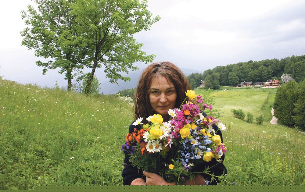 MARIA PLOAE (actriță de teatru și cinema): "Dumnezeu nu ne părăsește ...