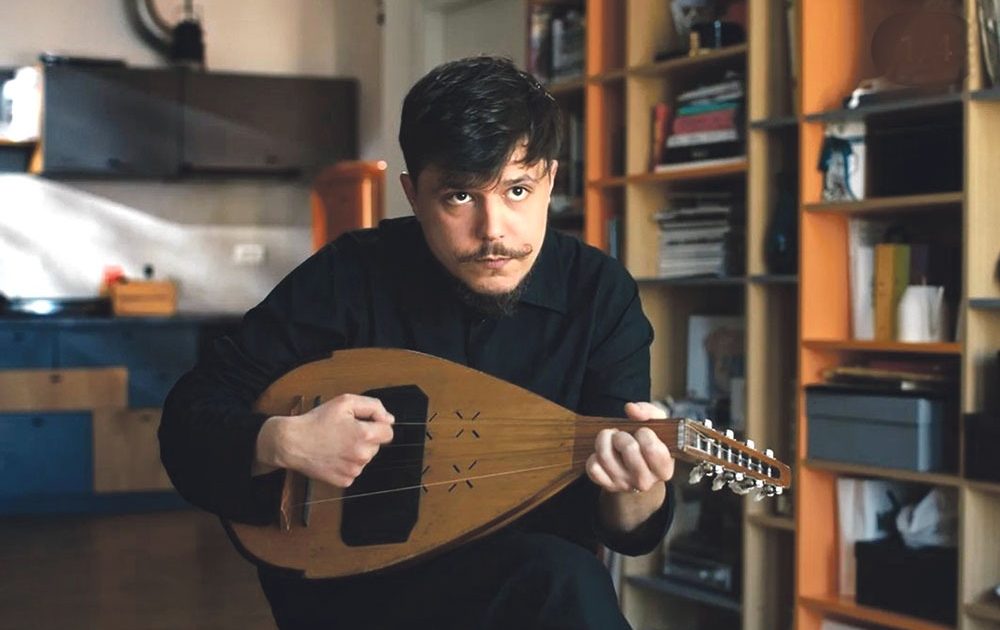 BOGDAN-MIHAI SIMION (Cobzar, scriitor, doctor în litere, colaborator de ...