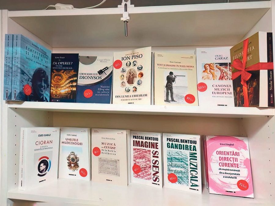 VALENTIN AJDER (Director al Editurii Eikon): "Ne-am făcut o datorie de ...