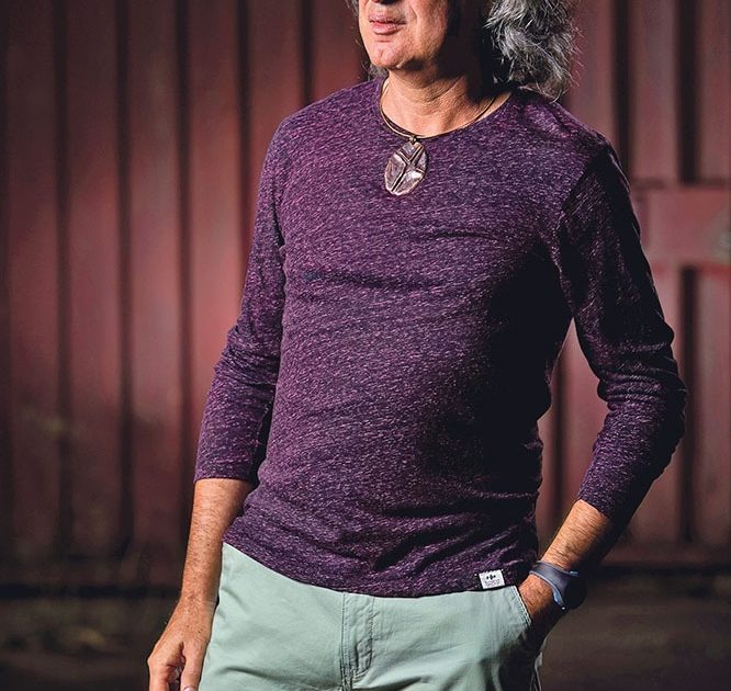 Emil Viciu (chitarist, "Sarmalele Reci"): "Am făcut o călătorie în ...