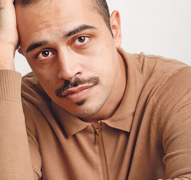 O dimineață cu Vlad Brumaru (actor): "E foarte greu să ieși de pe scenă ...