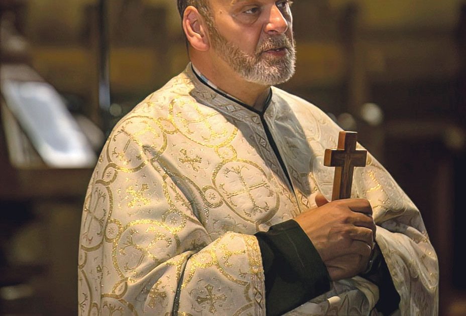 Părintele IOAN COSMIN BOIAN (Sighișoara): "Preoții și învățătorii sunt ...