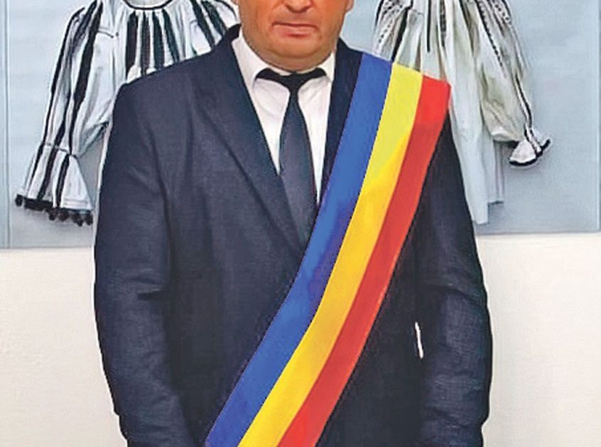 Achim Daniel Băluță (primar (PSD) al comunei Vaideeni, jud. Vâlcea ...